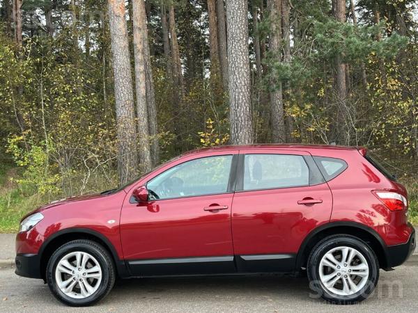 Ниссан Кашкай 2013 в Валмиера на AUTOMOTO.COM.LV Красный Ниссан Кашкай 2013 в Валмиера, объемом двигателя 2.00 л и пробегом 0 тыс. км за 7000 €, фото 7 на AUTOMOTO.COM.LV