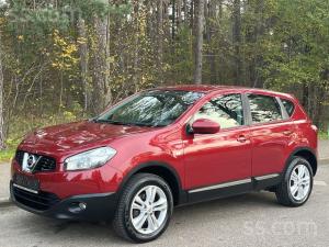 Red Nissan Qashqai 2013 in Valmiera, with an engine capacity of 2.00 L and mileage of 0 thousand km for 7000 €, photo 5 on AUTOMOTO.COM.LV