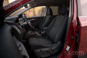 Red Nissan Qashqai 2014 in Jelgava, with an engine capacity of 1.20 L and mileage of 0 thousand km for 8250 €, photo 6 on AUTOMOTO.COM.LV