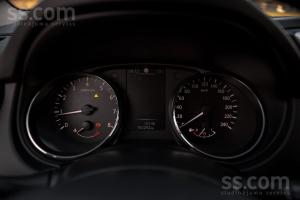 Red Nissan Qashqai 2014 in Jelgava, with an engine capacity of 1.20 L and mileage of 0 thousand km for 8250 €, photo 9 on AUTOMOTO.COM.LV