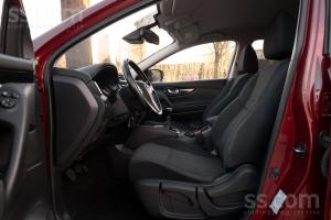 Red Nissan Qashqai 2014 in Jelgava, with an engine capacity of 1.20 L and mileage of 0 thousand km for 8250 €, photo 18 on AUTOMOTO.COM.LV