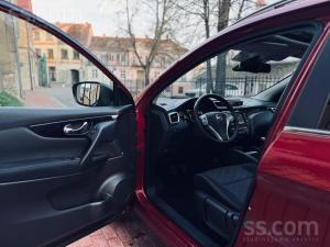 Sarkans Nissan Qashqai 2014 Cēsis, ar dzinēja tilpumu 1.20 L un nobraukumu 0 tūkst. km par 8990 €, foto 23 vietnē AUTOMOTO.COM.LV