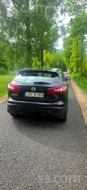 Sarkans Nissan Qashqai 2014 Rīga, ar dzinēja tilpumu 1.20 L un nobraukumu 137 tūkst. km par 9000 €, foto 3 vietnē AUTOMOTO.COM.LV
