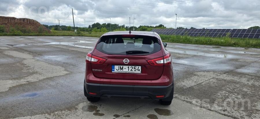 Sarkans Nissan Qashqai 2014 Rīga, ar dzinēja tilpumu 1.20 L un nobraukumu 156 tūkst. km par 5300 €, foto 6 vietnē AUTOMOTO.COM.LV