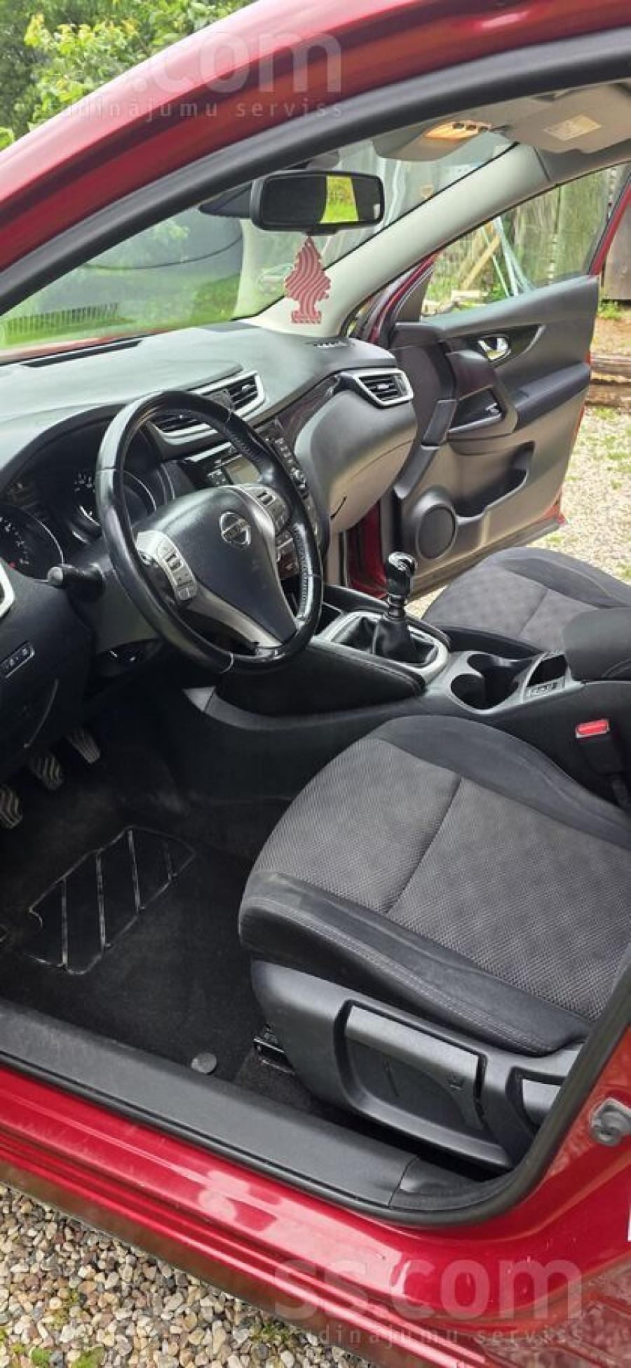 Sarkans Nissan Qashqai 2014 Rīga, ar dzinēja tilpumu 1.20 L un nobraukumu 156 tūkst. km par 5300 €, foto 10 vietnē AUTOMOTO.COM.LV
