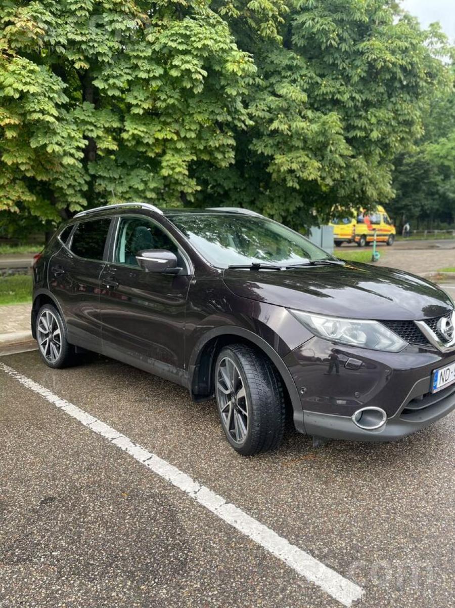 Sarkans Nissan Qashqai 2014 Rīga, ar dzinēja tilpumu 1.20 L un nobraukumu 192 tūkst. km par 7200 €, foto 3 vietnē AUTOMOTO.COM.LV