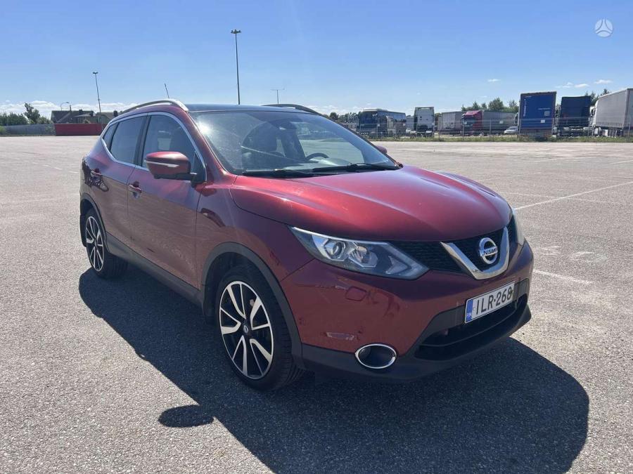 Sarkans Nissan Qashqai 2014 Viļņa, ar dzinēja tilpumu 1.60 L un nobraukumu 326 tūkst. km par 7700 €, foto 4 vietnē AUTOMOTO.COM.LV