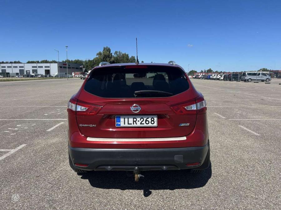 Sarkans Nissan Qashqai 2014 Viļņa, ar dzinēja tilpumu 1.60 L un nobraukumu 326 tūkst. km par 7700 €, foto 7 vietnē AUTOMOTO.COM.LV