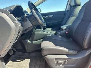 Sarkans Nissan Qashqai 2014 Viļņa, ar dzinēja tilpumu 1.60 L un nobraukumu 326 tūkst. km par 7700 €, foto 11 vietnē AUTOMOTO.COM.LV