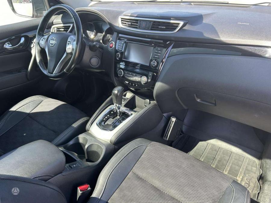 Sarkans Nissan Qashqai 2014 Viļņa, ar dzinēja tilpumu 1.60 L un nobraukumu 326 tūkst. km par 7700 €, foto 13 vietnē AUTOMOTO.COM.LV