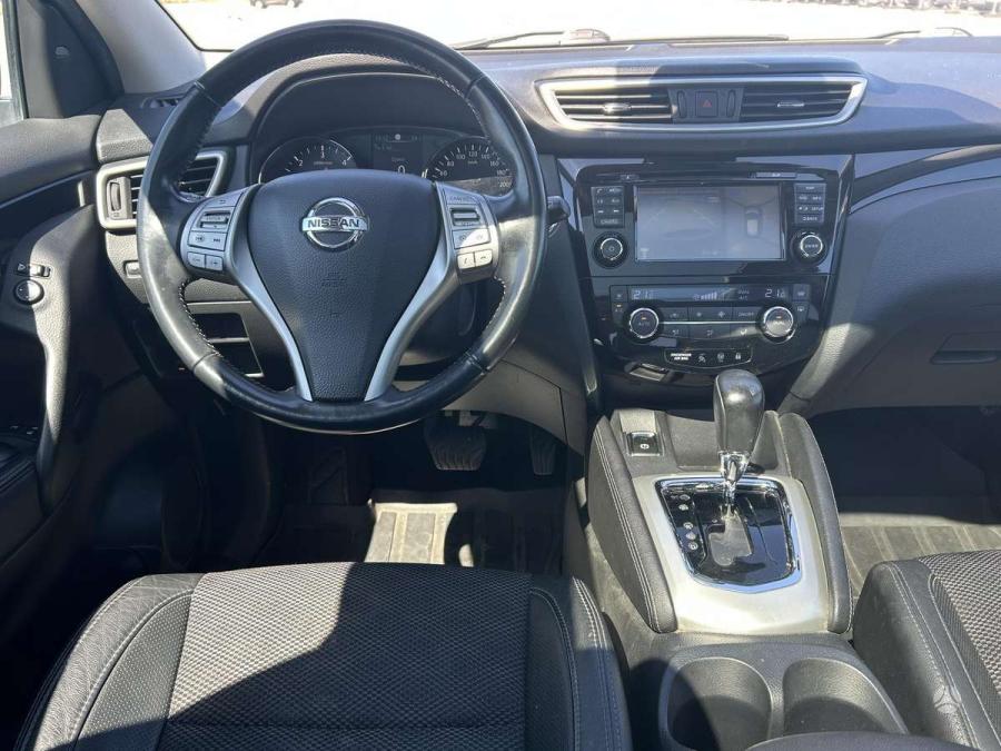 Sarkans Nissan Qashqai 2014 Viļņa, ar dzinēja tilpumu 1.60 L un nobraukumu 326 tūkst. km par 7700 €, foto 14 vietnē AUTOMOTO.COM.LV