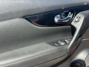 Sarkans Nissan Qashqai 2014 Viļņa, ar dzinēja tilpumu 1.60 L un nobraukumu 326 tūkst. km par 7700 €, foto 26 vietnē AUTOMOTO.COM.LV