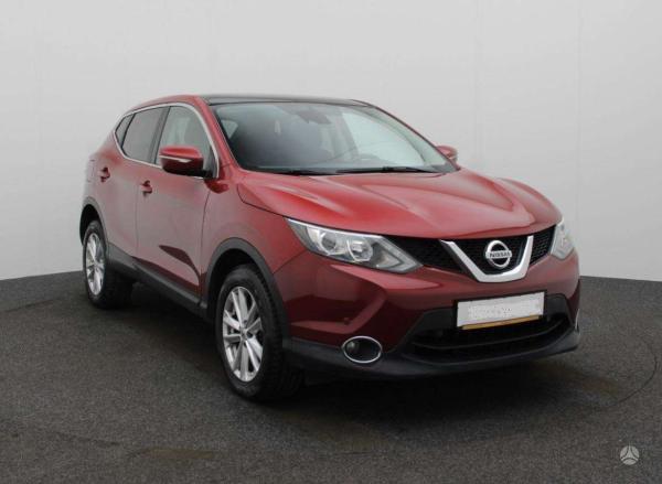 Red Nissan Qashqai 2014 in Vilnius, with an engine capacity of 1.50 L and mileage of 265 thousand km for 6200 €, photo 10 on AUTOMOTO.COM.LV