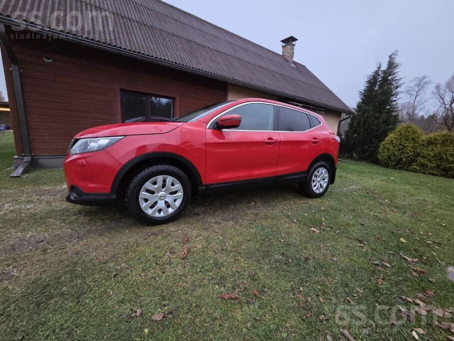 Red Nissan Qashqai 2015 in Riga, with an engine capacity of 1.20 L and mileage of 165 thousand km for 7500 €, photo 16 on AUTOMOTO.COM.LV