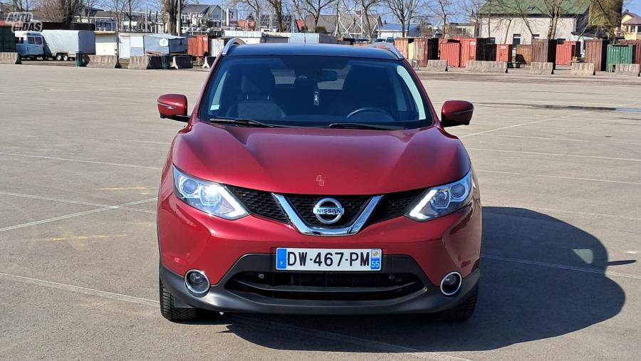 Sarkans Nissan Qashqai 2015 Klaipėda, ar dzinēja tilpumu 1.20 L un nobraukumu 133 tūkst. km par 8900 €, foto 7 vietnē AUTOMOTO.COM.LV