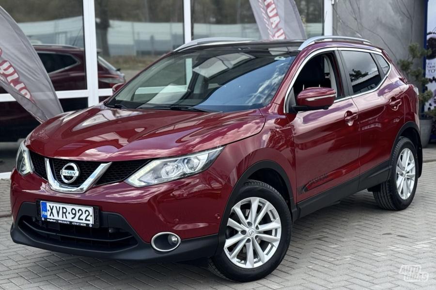 Red Nissan Qashqai 2015 in Radviliskis, with an engine capacity of 1.20 L and mileage of 102 thousand km for 9250 €, photo 1 on AUTOMOTO.COM.LV