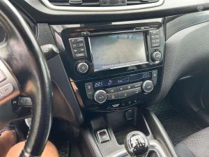 Sarkans Nissan Qashqai 2015 Tauragė, ar dzinēja tilpumu 1.20 L un nobraukumu 150 tūkst. km par 5500 €, foto 9 vietnē AUTOMOTO.COM.LV