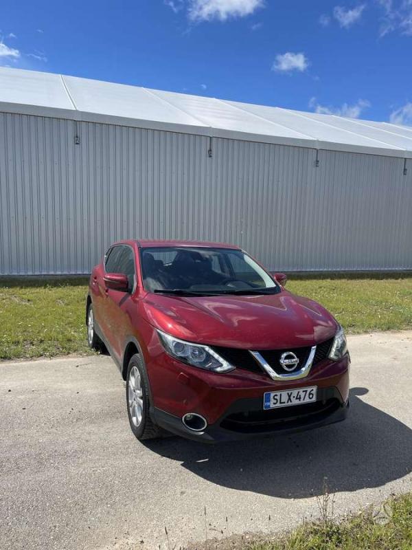 Sarkans Nissan Qashqai 2015 Panevēža, ar dzinēja tilpumu 1.20 L un nobraukumu 159 tūkst. km par 6500 €, foto 2 vietnē AUTOMOTO.COM.LV