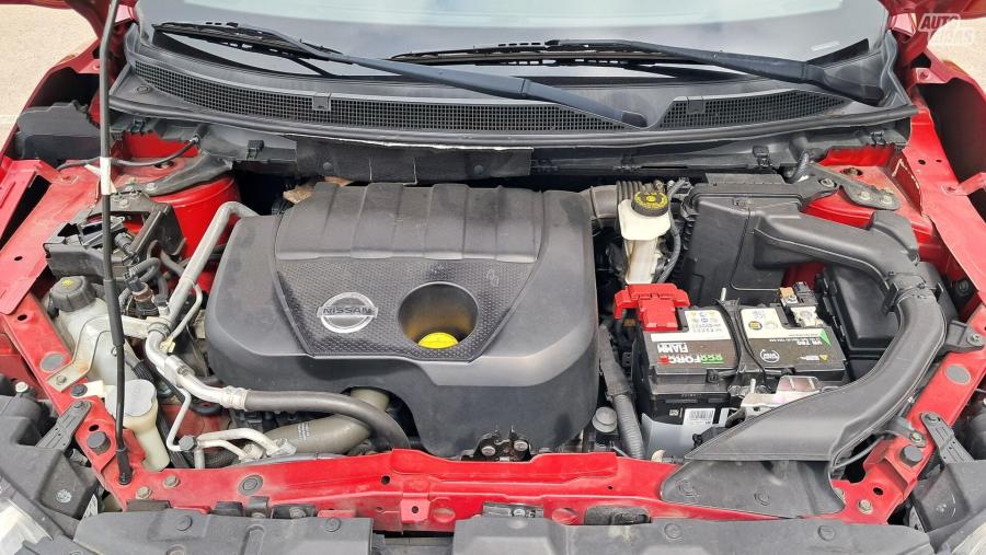 Red Nissan Qashqai 2015 in Klaipeda, with an engine capacity of 1.50 L and mileage of 225 thousand km for 7999 €, photo 14 on AUTOMOTO.COM.LV