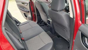 Red Nissan Qashqai 2015 in Klaipeda, with an engine capacity of 1.50 L and mileage of 225 thousand km for 7999 €, photo 17 on AUTOMOTO.COM.LV