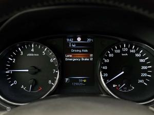 Red Nissan Qashqai 2015 in Vilnius, with an engine capacity of 1.20 L and mileage of 130 thousand km for 9999 €, photo 30 on AUTOMOTO.COM.LV