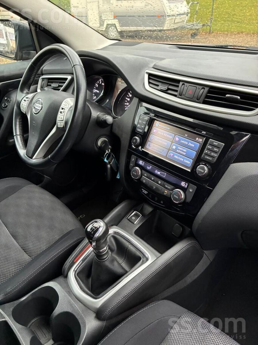 Sarkans Nissan Qashqai 2015 Valmiera, ar dzinēja tilpumu 1.60 L un nobraukumu 116 tūkst. km par 7900 €, foto 5 vietnē AUTOMOTO.COM.LV