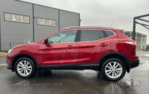 Red Nissan Qashqai 2016 in Tartu, with an engine capacity of 1.20 L and mileage of 143 thousand km for 8500 €, photo 6 on AUTOMOTO.COM.LV
