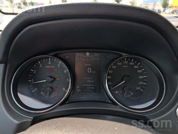 Red Nissan Qashqai 2016 in Riga, with an engine capacity of 1.20 L and mileage of 75 thousand km for 9200 €, photo 7 on AUTOMOTO.COM.LV
