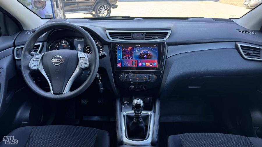 Red Nissan Qashqai 2016 in Radviliskis, with an engine capacity of 1.20 L and mileage of 131 thousand km for 8200 €, photo 19 on AUTOMOTO.COM.LV