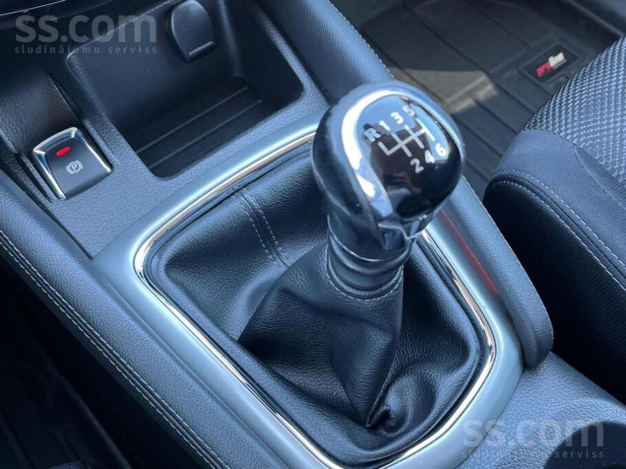 Sarkans Nissan Qashqai 2016 Rīga, ar dzinēja tilpumu 1.20 L un nobraukumu 145 tūkst. km par 8490 €, foto 15 vietnē AUTOMOTO.COM.LV