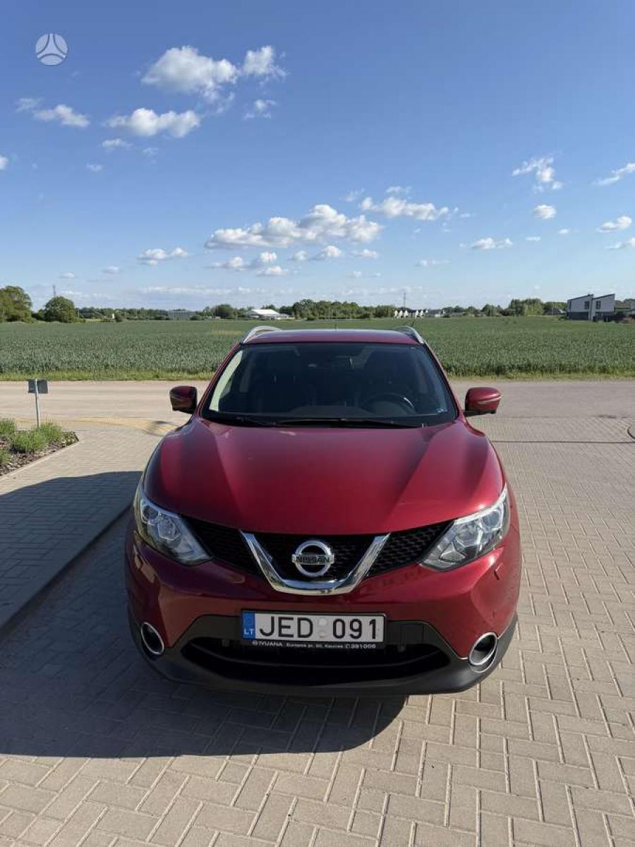 Sarkans Nissan Qashqai 2016 Kauņa, ar dzinēja tilpumu 1.20 L un nobraukumu 140 tūkst. km par 9400 €, foto 3 vietnē AUTOMOTO.COM.LV