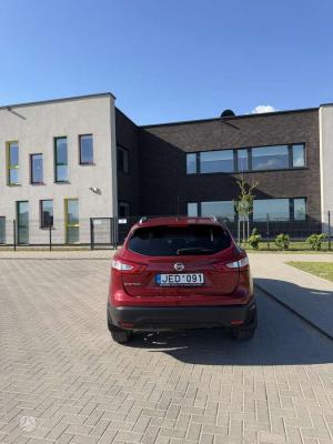 Sarkans Nissan Qashqai 2016 Kauņa, ar dzinēja tilpumu 1.20 L un nobraukumu 140 tūkst. km par 9400 €, foto 10 vietnē AUTOMOTO.COM.LV