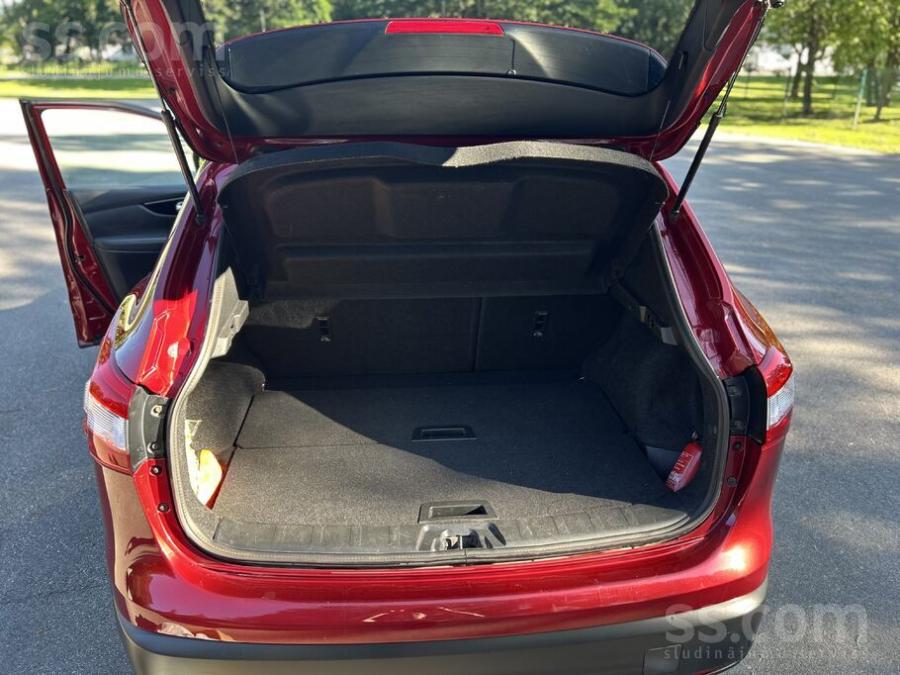 Sarkans Nissan Qashqai 2016 Jūrmala, ar dzinēja tilpumu 1.20 L un nobraukumu 130 tūkst. km par 8200 €, foto 16 vietnē AUTOMOTO.COM.LV