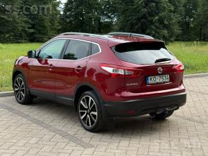 Sarkans Nissan Qashqai 2016 Rīga, ar dzinēja tilpumu 1.20 L un nobraukumu 126 tūkst. km par 8590 €, foto 5 vietnē AUTOMOTO.COM.LV