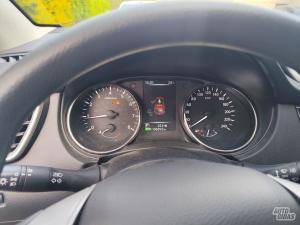 Red Nissan Qashqai 2016 in Telschi, with an engine capacity of 1.20 L and mileage of 107 thousand km for 6500 €, photo 15 on AUTOMOTO.COM.LV