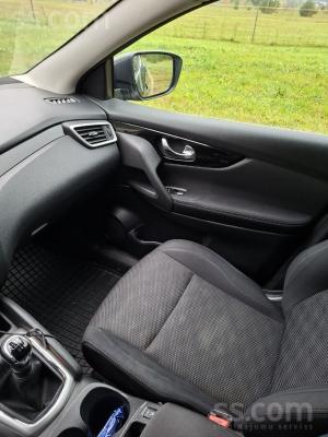 Sarkans Nissan Qashqai 2016 Rīga, ar dzinēja tilpumu 1.50 L un nobraukumu 235 tūkst. km par 7300 €, foto 10 vietnē AUTOMOTO.COM.LV