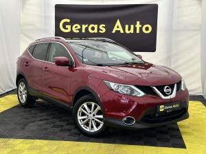 Red Nissan Qashqai 2017 in Vilnius, with an engine capacity of 1.20 L and mileage of 202 thousand km for 9490 €, photo 4 on AUTOMOTO.COM.LV