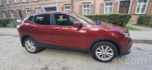 Red Nissan Qashqai 2017 in Riga, with an engine capacity of 1.20 L and mileage of 145 thousand km for 7400 €, photo 6 on AUTOMOTO.COM.LV
