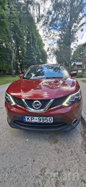 Red Nissan Qashqai 2017 in Riga, with an engine capacity of 1.20 L and mileage of 145 thousand km for 7400 €, photo 7 on AUTOMOTO.COM.LV