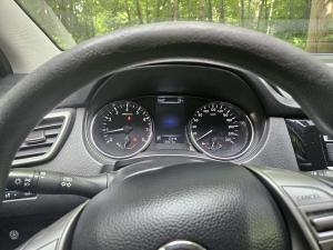 Sarkans Nissan Qashqai 2017 Viļņa, ar dzinēja tilpumu 1.20 L un nobraukumu 139 tūkst. km par 8000 €, foto 5 vietnē AUTOMOTO.COM.LV