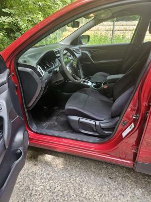 Sarkans Nissan Qashqai 2017 Viļņa, ar dzinēja tilpumu 1.20 L un nobraukumu 139 tūkst. km par 8000 €, foto 9 vietnē AUTOMOTO.COM.LV