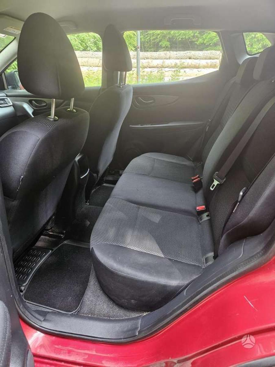 Sarkans Nissan Qashqai 2017 Viļņa, ar dzinēja tilpumu 1.20 L un nobraukumu 139 tūkst. km par 8000 €, foto 10 vietnē AUTOMOTO.COM.LV