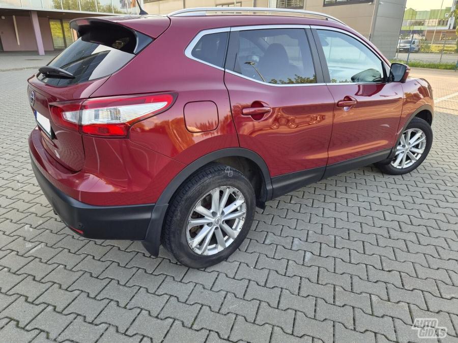 Sarkans Nissan Qashqai 2017 Viļņa, ar dzinēja tilpumu 1.20 L un nobraukumu 78 tūkst. km par 10490 €, foto 5 vietnē AUTOMOTO.COM.LV