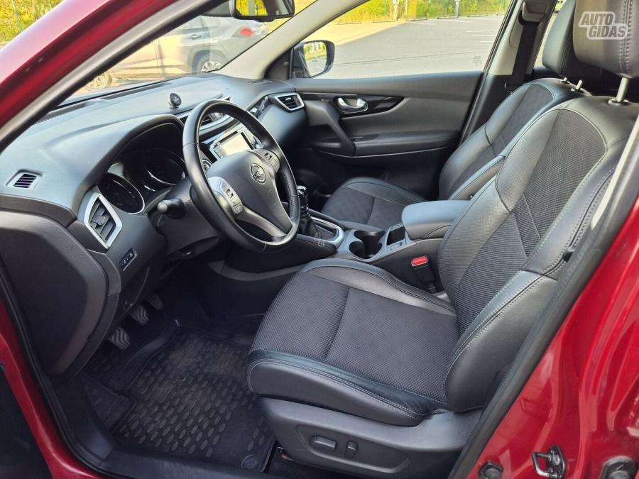 Sarkans Nissan Qashqai 2017 Viļņa, ar dzinēja tilpumu 1.20 L un nobraukumu 78 tūkst. km par 10490 €, foto 8 vietnē AUTOMOTO.COM.LV