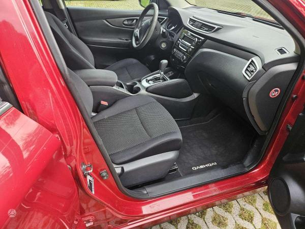 Sarkans Nissan Qashqai 2017 Viļņa, ar dzinēja tilpumu 1.20 L un nobraukumu 139 tūkst. km par 6900 €, foto 3 vietnē AUTOMOTO.COM.LV