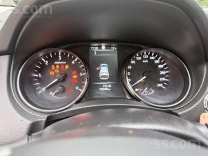 Красный Ниссан Кашкай 2017 в Рига, объемом двигателя 1.60 л и пробегом 73 тыс. км за 12800 €, фото 13 на AUTOMOTO.COM.LV