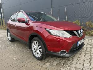 Red Nissan Qashqai 2017 in Vilnius, with an engine capacity of 1.20 L and mileage of 90 thousand km for 9999 €, photo 7 on AUTOMOTO.COM.LV