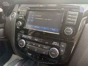 Red Nissan Qashqai 2017 in Vilnius, with an engine capacity of 1.20 L and mileage of 90 thousand km for 9999 €, photo 21 on AUTOMOTO.COM.LV