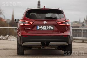 Red Nissan Qashqai 2018 in Riga, with an engine capacity of 1.20 L and mileage of 0 thousand km for 11550 €, photo 7 on AUTOMOTO.COM.LV