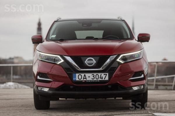 Red Nissan Qashqai 2018 in Riga, with an engine capacity of 1.20 L and mileage of 0 thousand km for 11550 €, photo 3 on AUTOMOTO.COM.LV